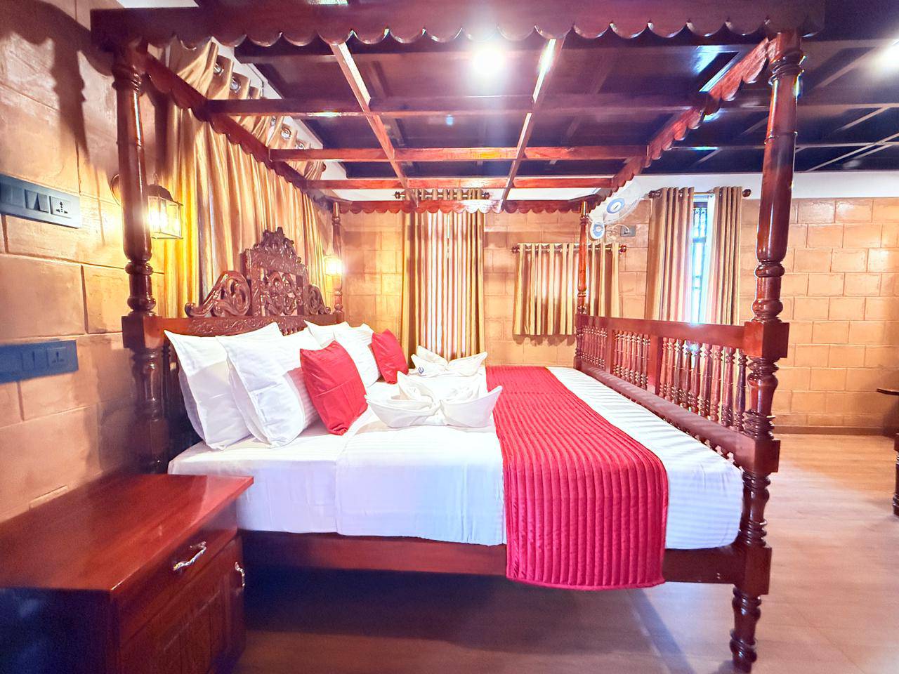 Duplex Room with Kitchen | Credible Heritage Resort